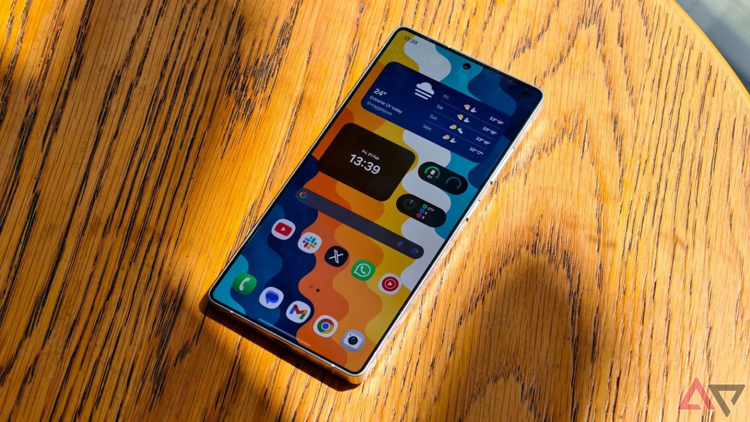 Samsung Galaxy S26 Ultra: display ancora più grande in arrivo