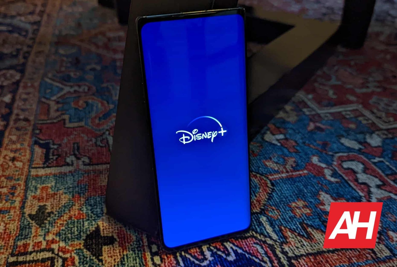 Disney espande la sua strategia sull'IA con la partnership con openai e ...