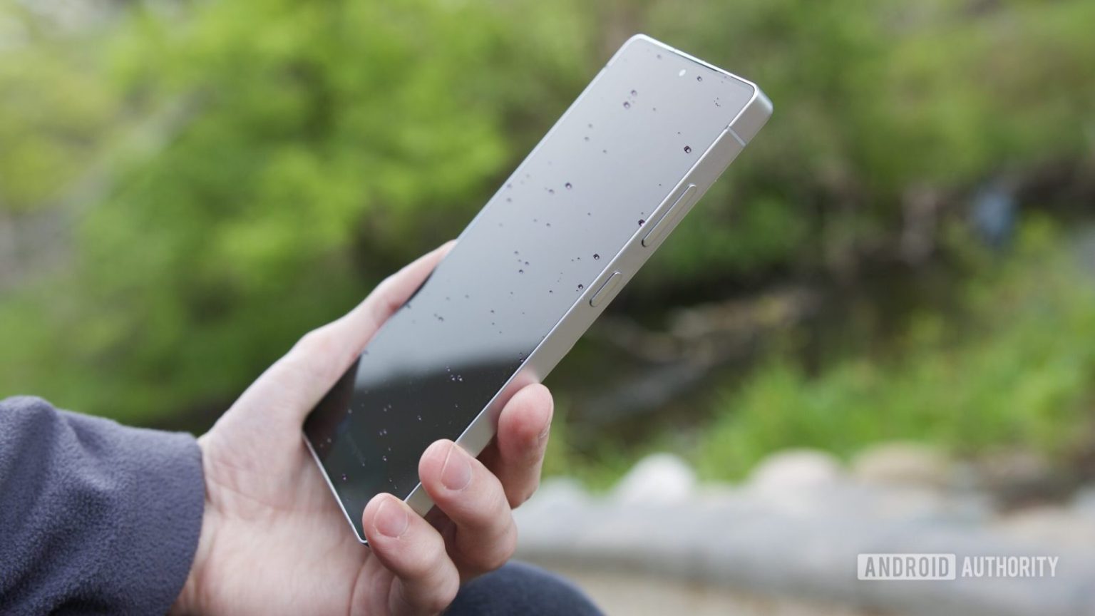 Samsung Galaxy S26 Plus, la batteria delude le aspettative