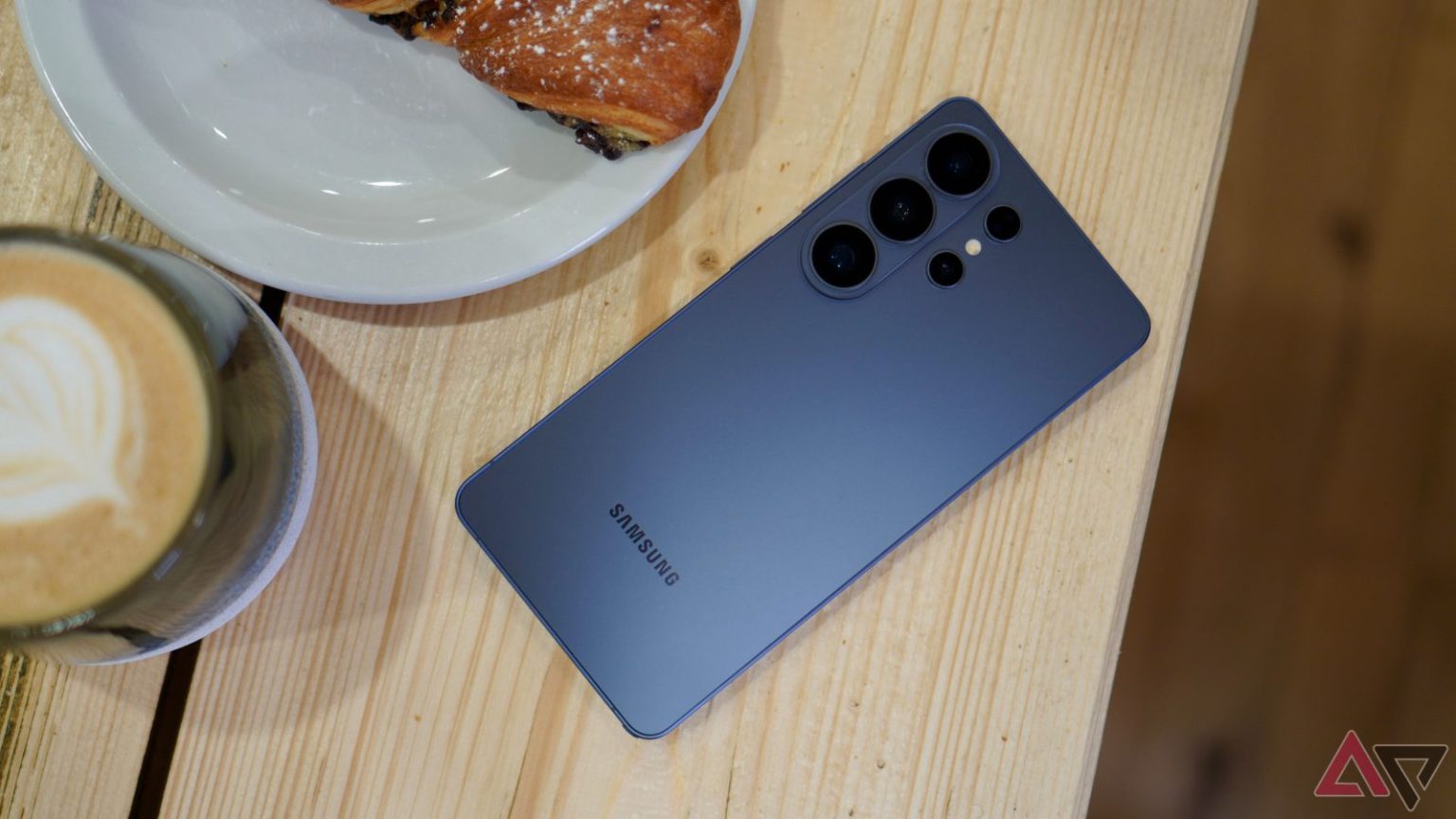Samsung galaxy s26 ultra recensione completa: perché è molto migliore ...