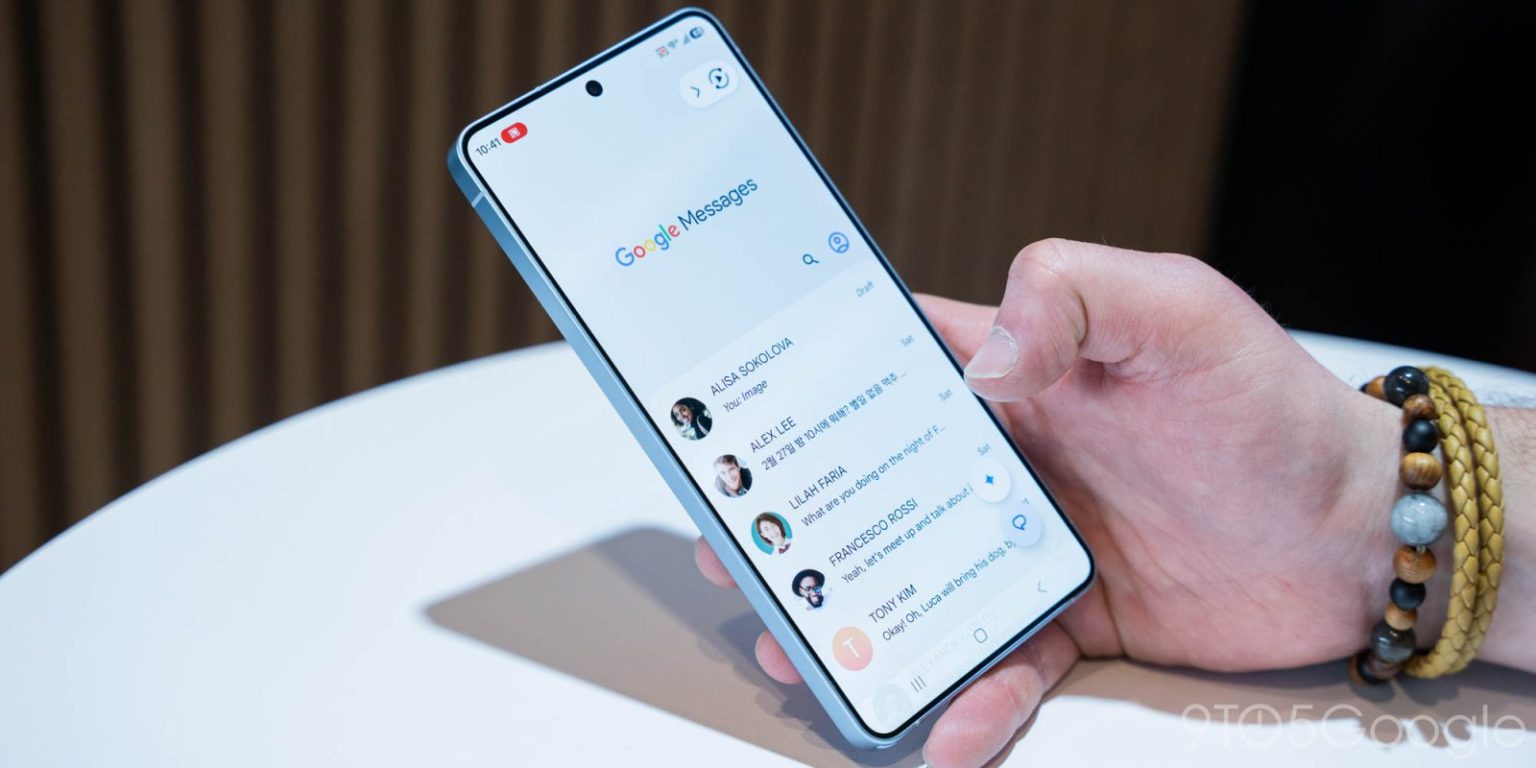 Google Messages saves you from accidental Smart Replies with ‘Tap to draft’